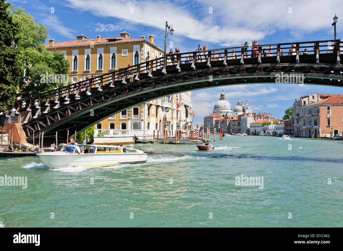 Accademia Bridge, Venice, Italy Stock Photo - Alamy