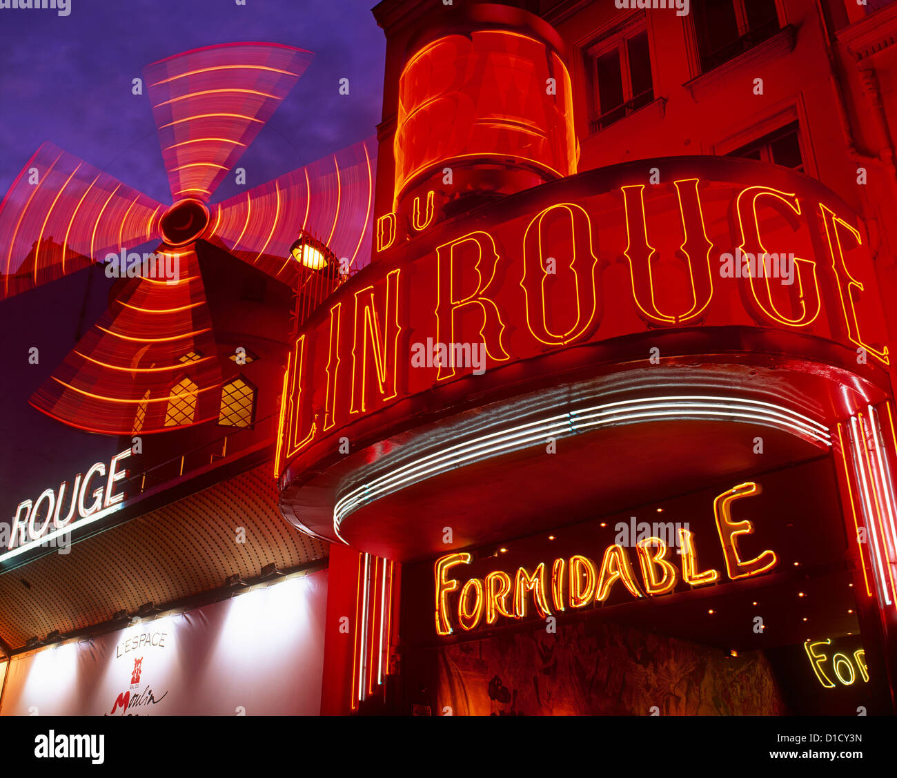 Moulin rouge cabaret hi-res stock photography and images - Alamy
