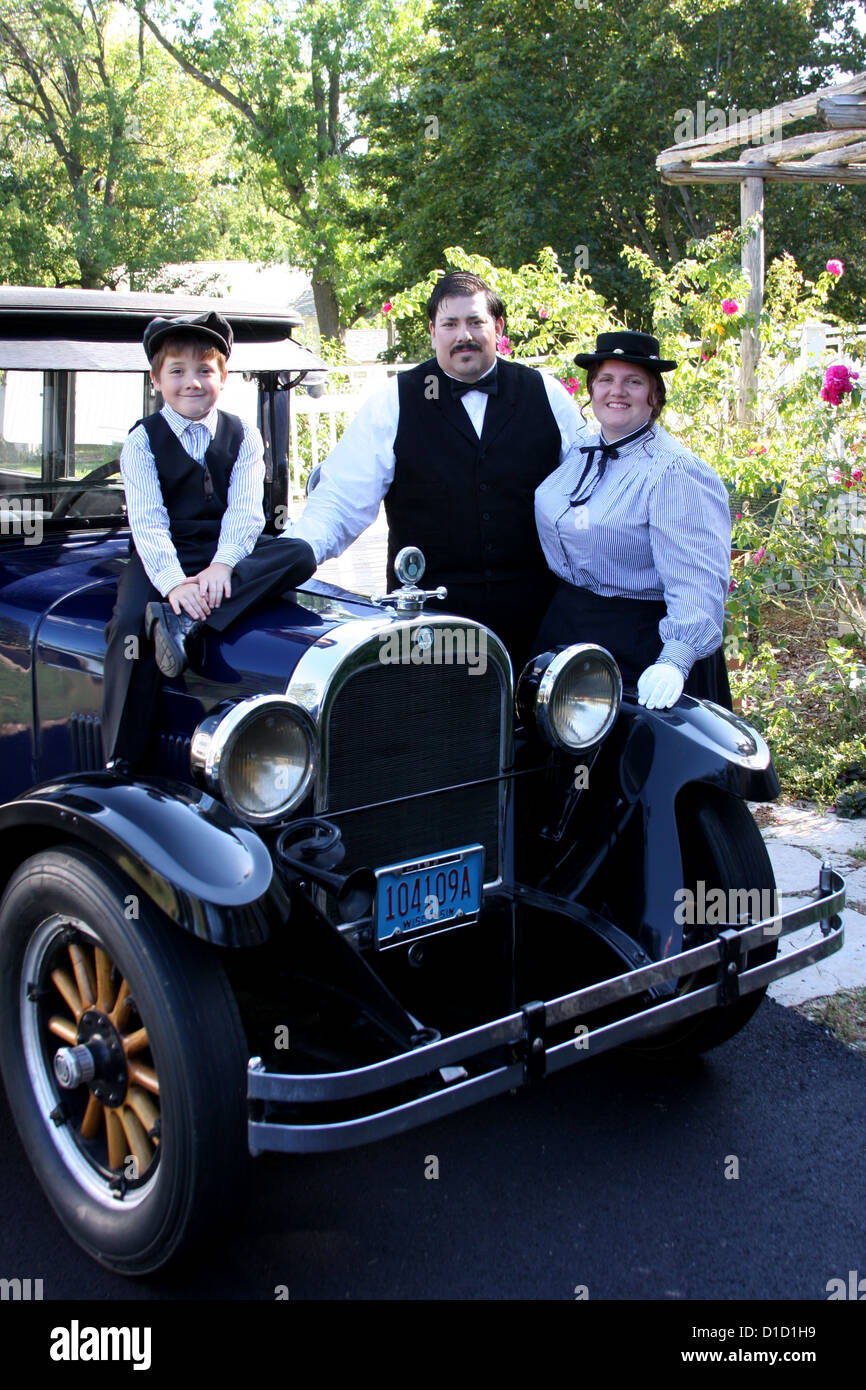 A family posing with a 1925 Dodge Brothers car Stock Photo - Alamy