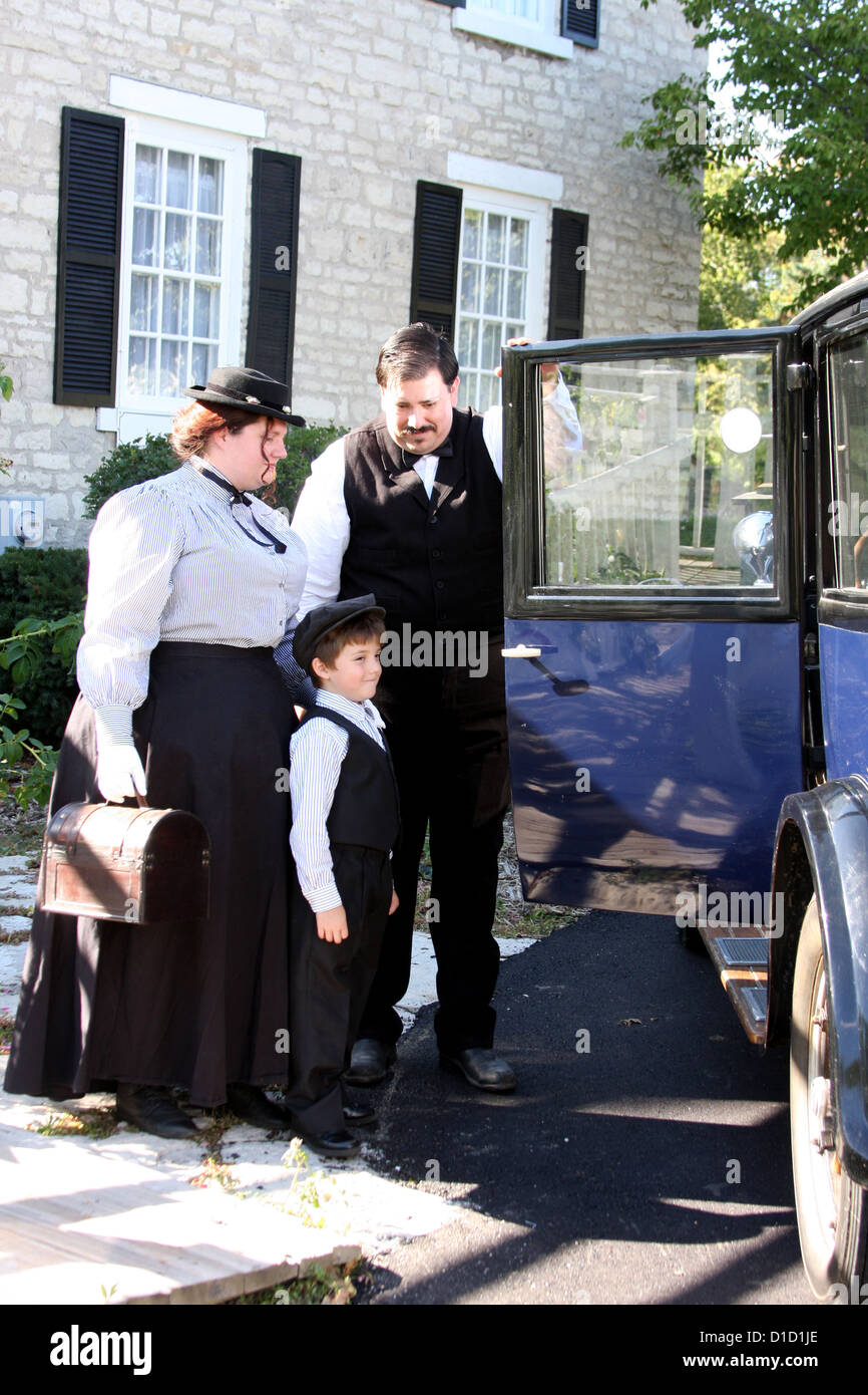 A family posing with a 1925 Dodge Brothers car Stock Photo - Alamy