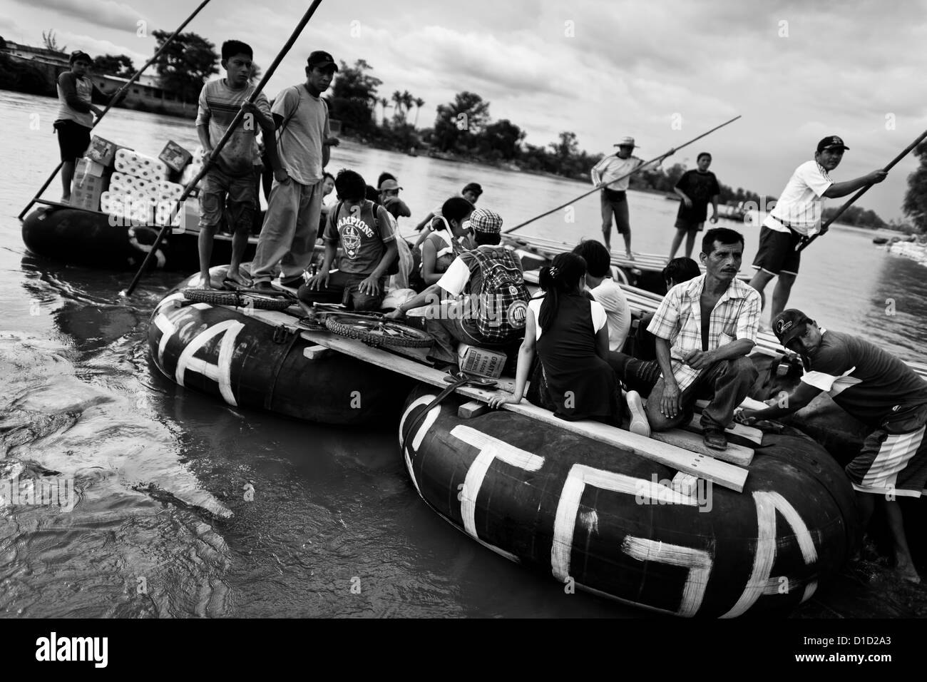 Guatemala boy immigrants Black and White Stock Photos & Images - Alamy