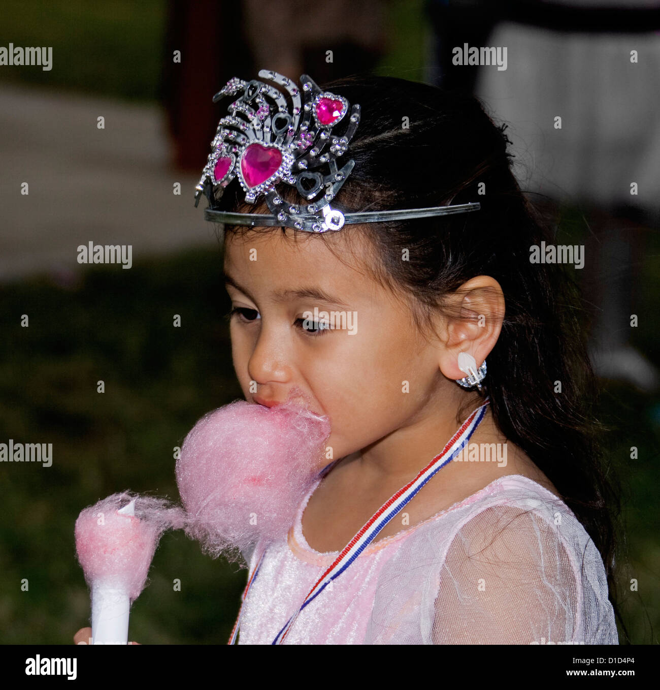 Candy floss girl asian hi-res stock photography and images - Alamy