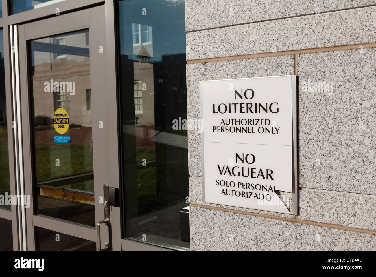 No loitering sign on side of building Stock Photo - Alamy
