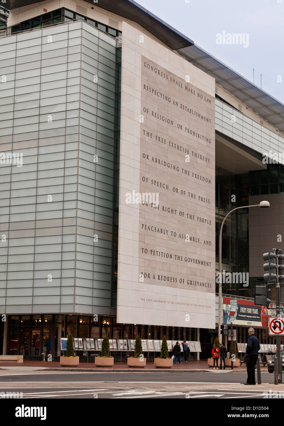 News museum hi-res stock photography and images - Alamy