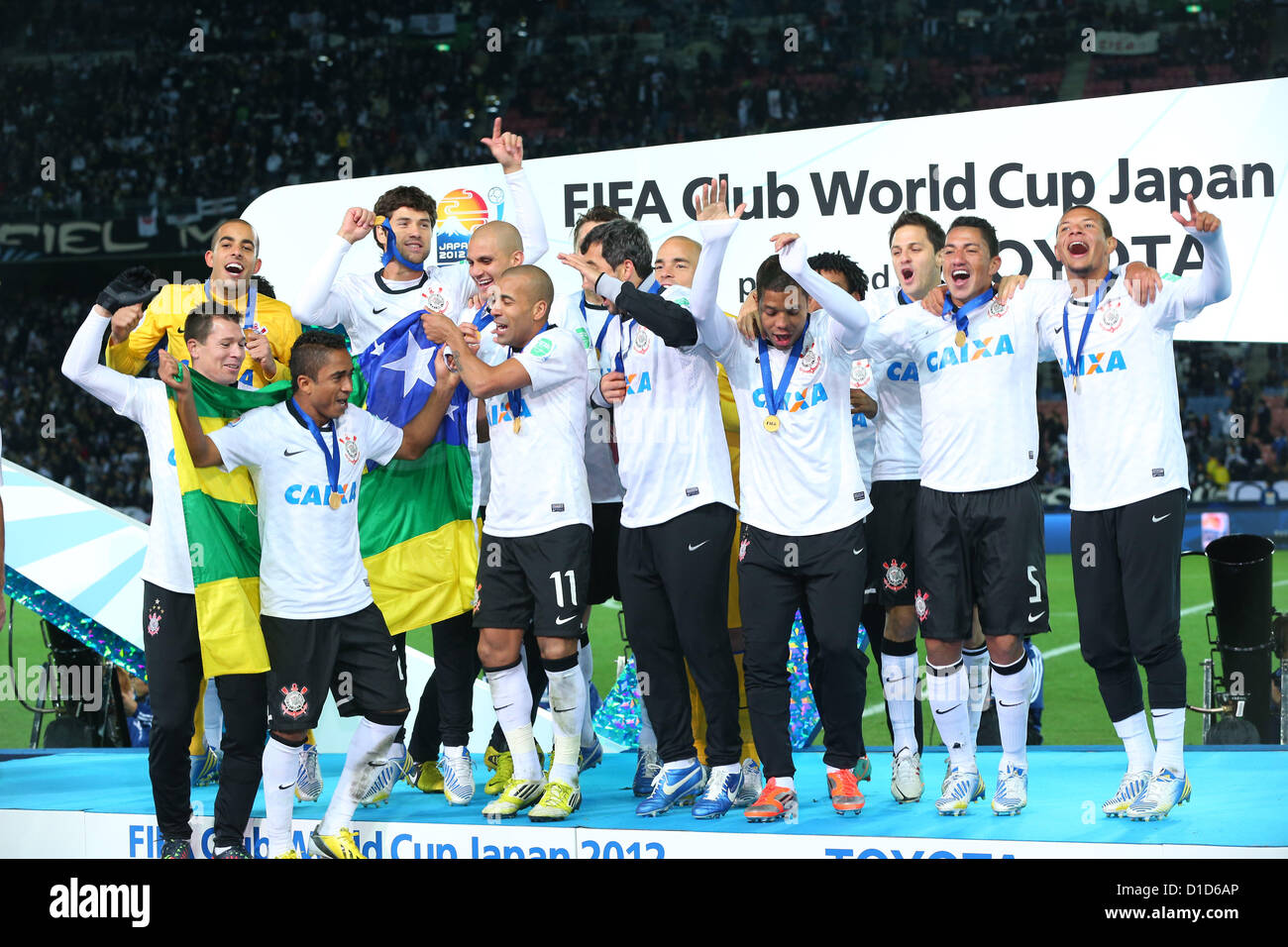 Kanagawa, Japan. 16th December 2012. Corinthians team group, DECEMBER ...