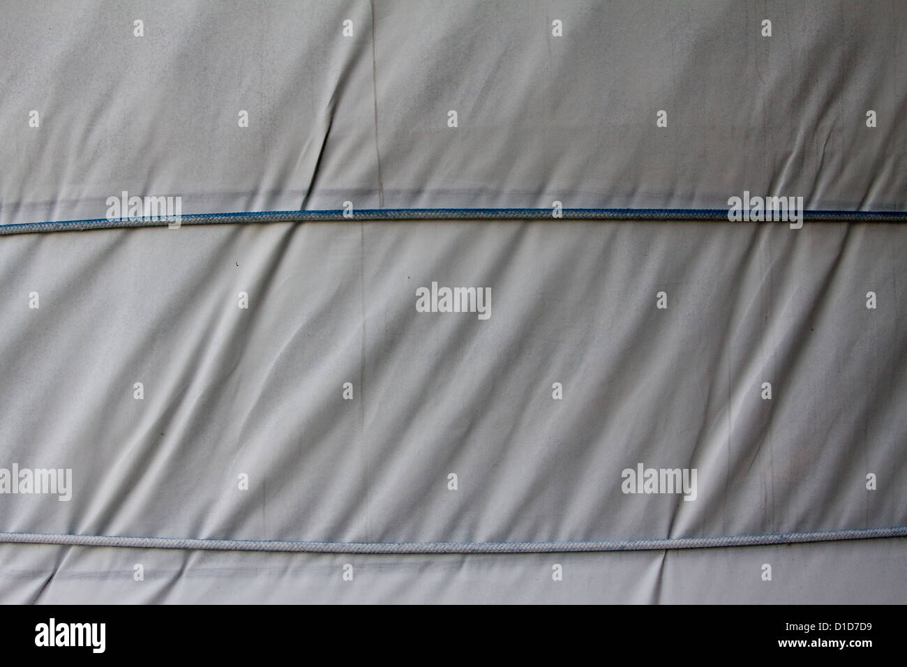 Canvas tilt hi-res stock photography and images - Alamy