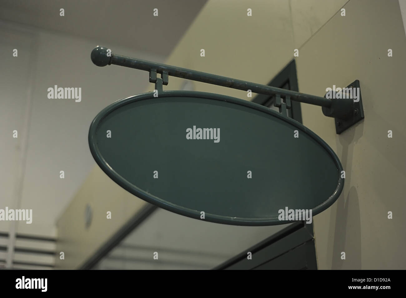 Empty sign board hi-res stock photography and images - Alamy