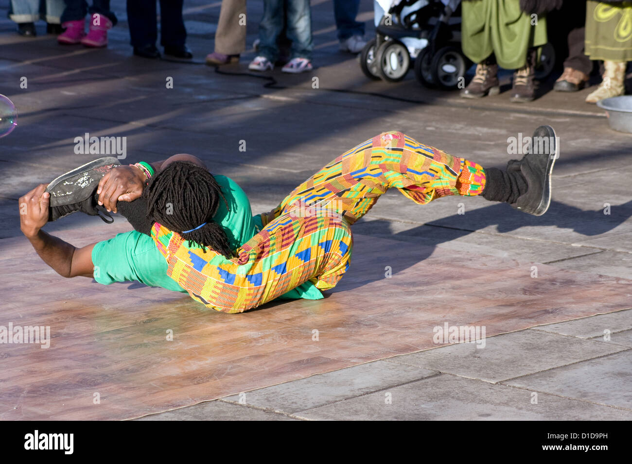 Contorted limbs hi-res stock photography and images - Alamy