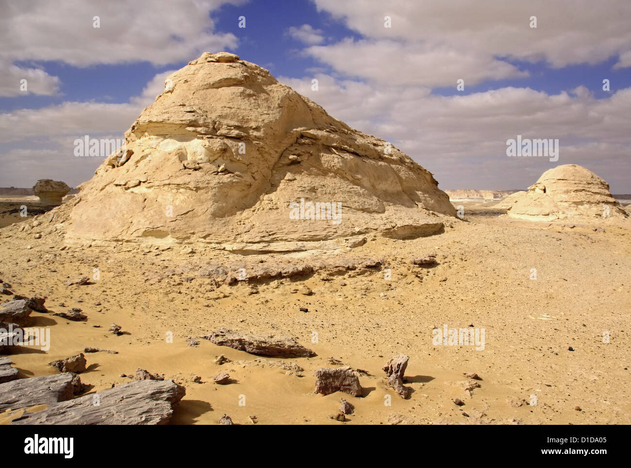 Wind ,sun and sand modeled limestones sculptures in White desert ,Egypt ...