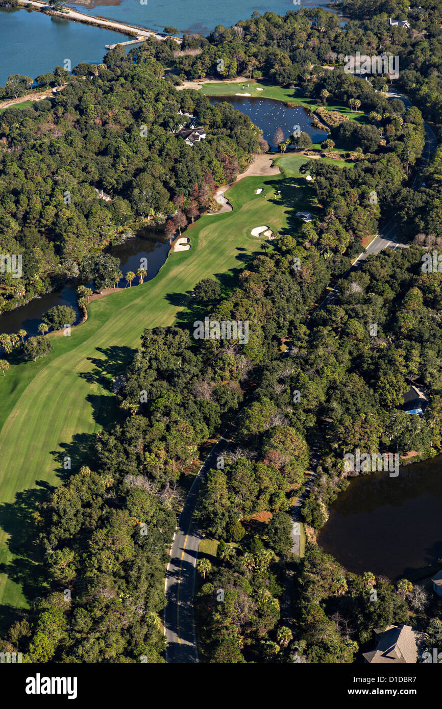 Waterfront golf course hi-res stock photography and images - Alamy