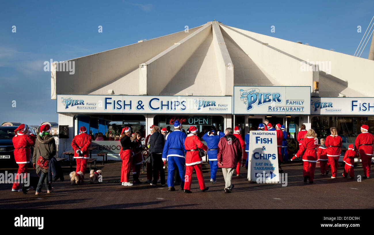 Fish and Chips vendor, Chippy, Queues for Fish n' Chips, Southport ...