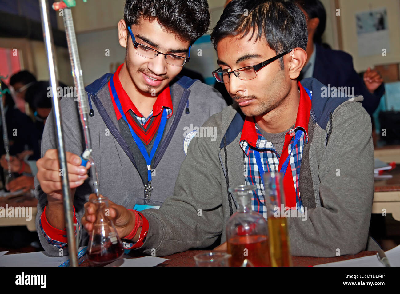 Science classroom lab Stock Photo - Alamy
