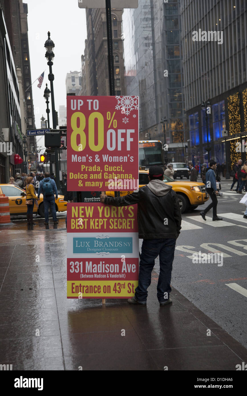 Placard advertising hi-res stock photography and images - Alamy