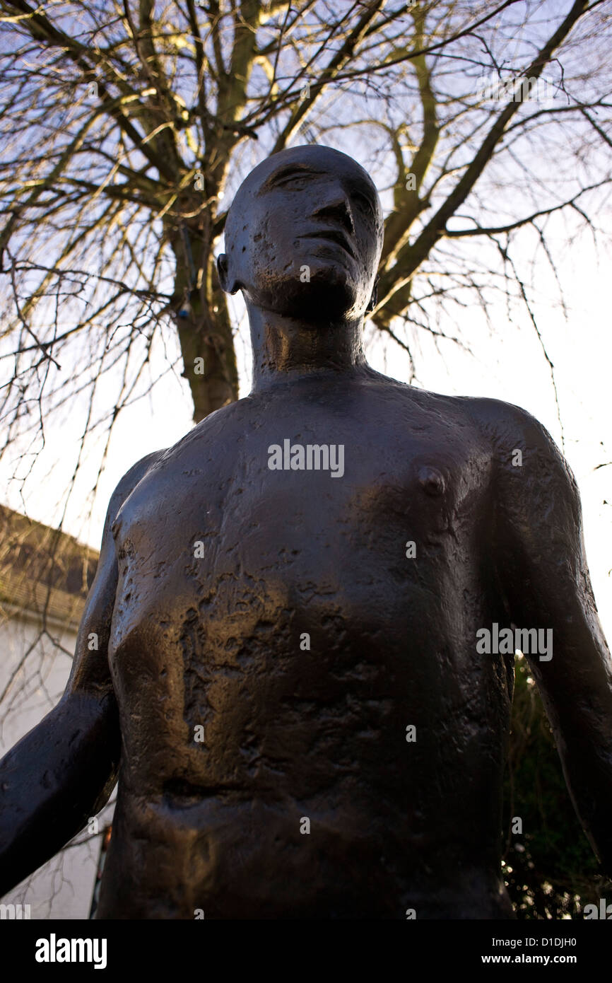 Elizabeth Frink Sculpture Stock Photo - Alamy