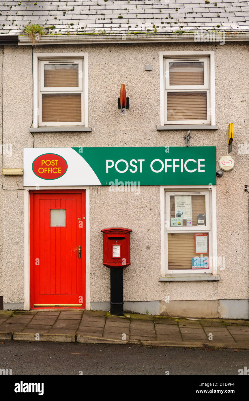 Rural village signs hi-res stock photography and images - Alamy