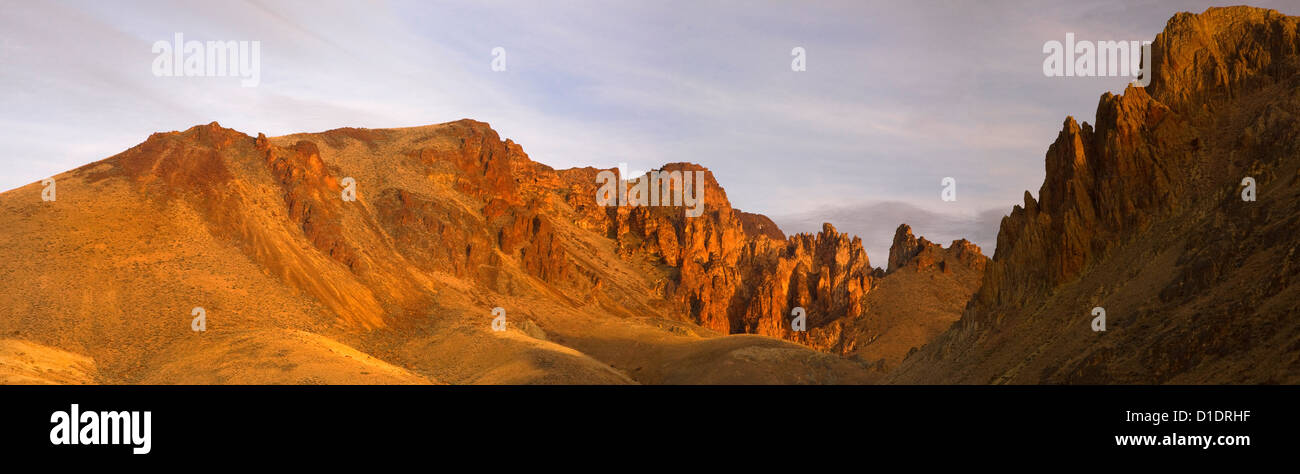 Tuff cliffs hi-res stock photography and images - Alamy