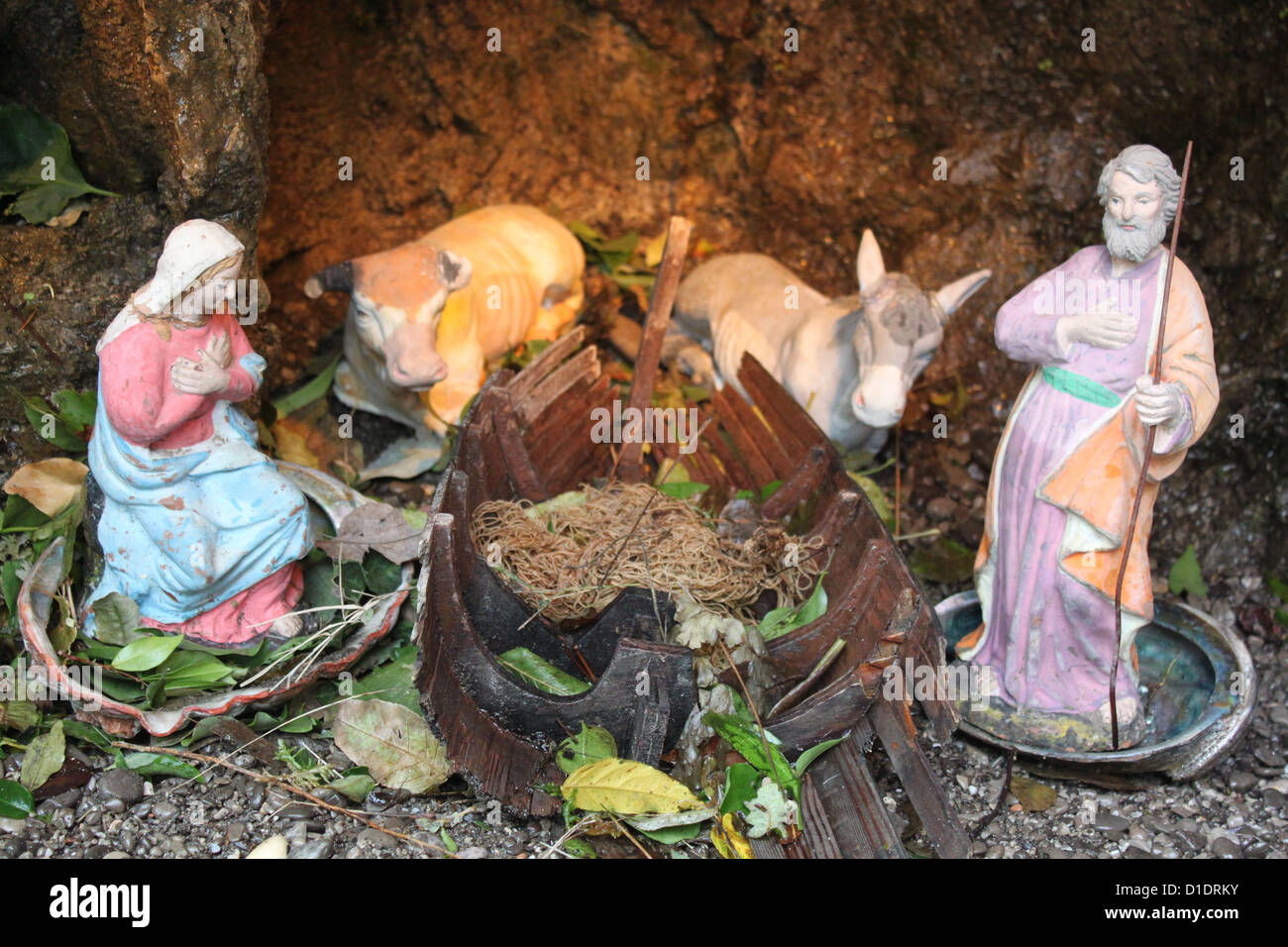 Italian Nativity scene showing manger as a boat in Ravello Stock Photo ...