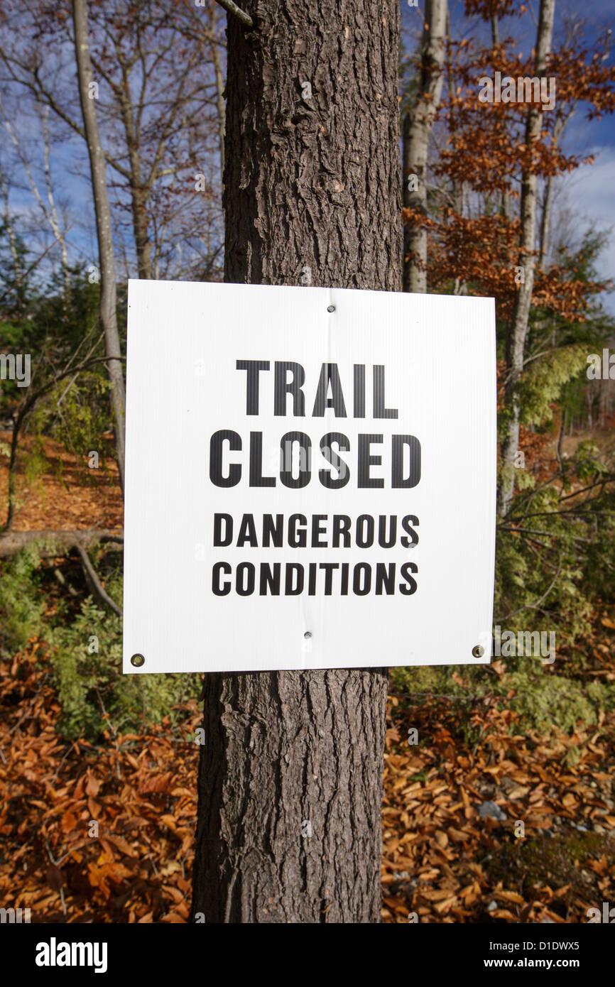 Closed walking trail hi-res stock photography and images - Alamy