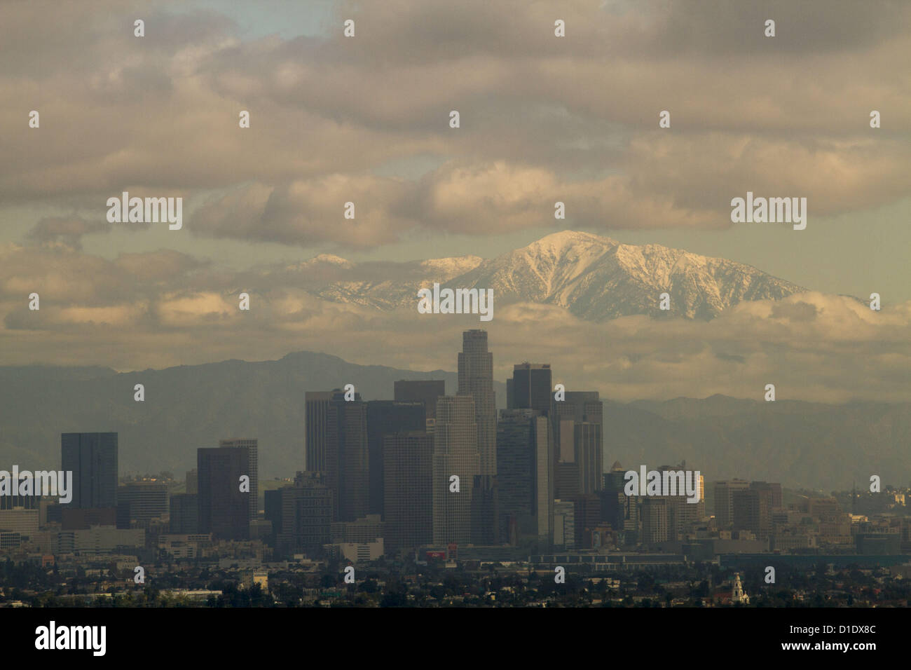 Chance of rain hi-res stock photography and images - Alamy