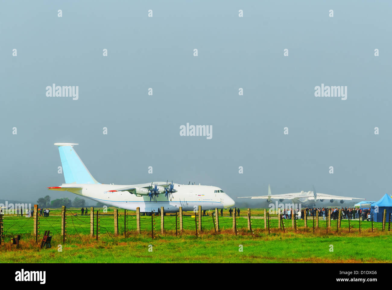 Cargo plane loading nose hi-res stock photography and images - Alamy