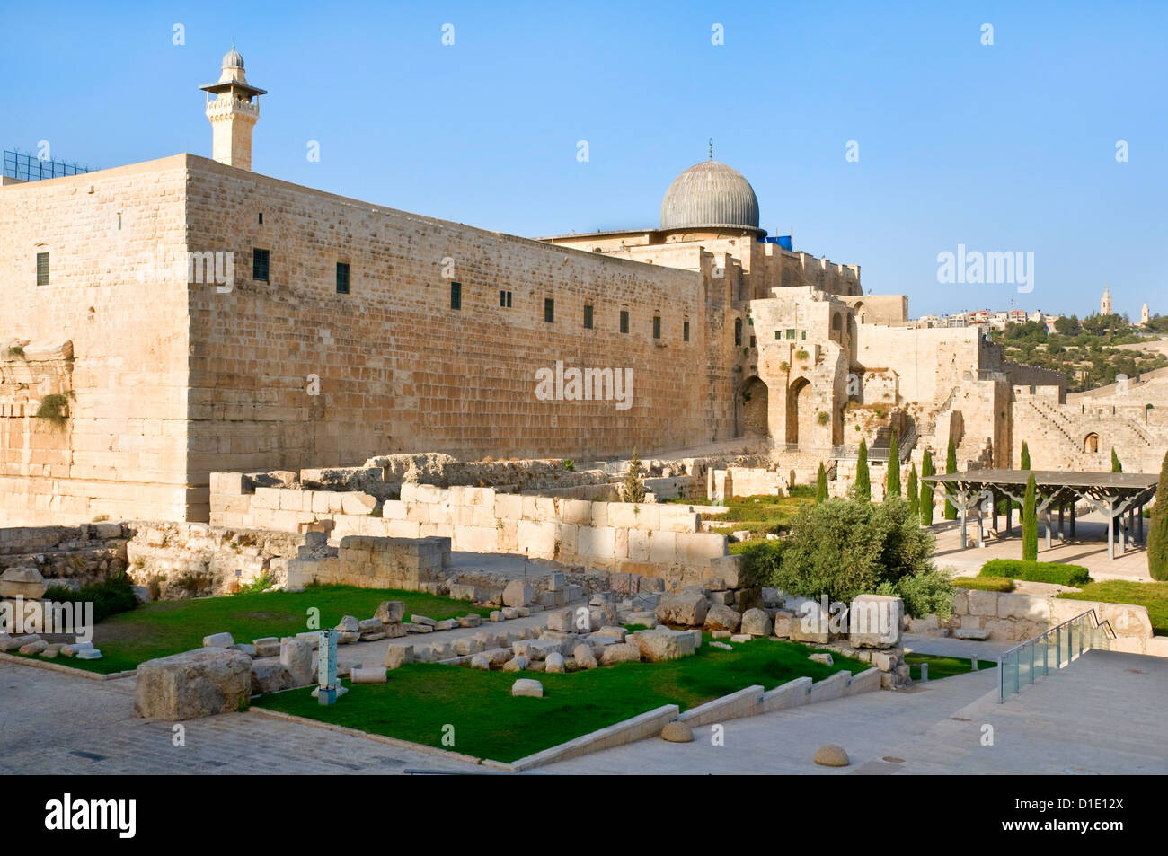A view of Mosque Al-Aqsa in Jerusalem Stock Photo - Alamy