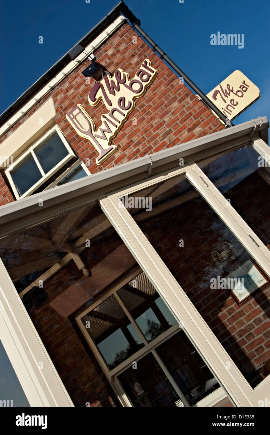 Bar inn hi-res stock photography and images - Alamy