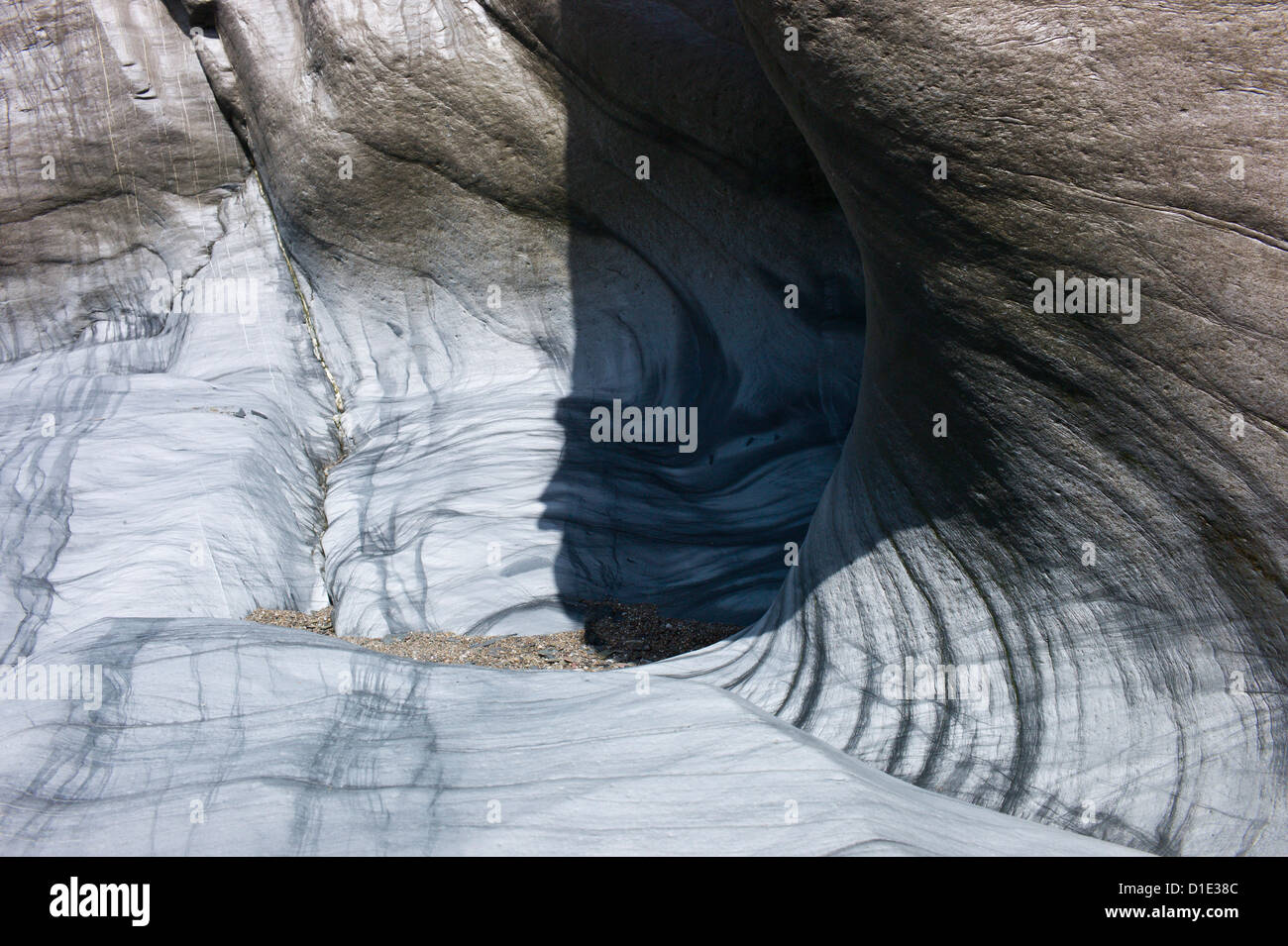 Rock formations on the beach and cliffs at Ayrmer Cove, Ringmore, Devon ...