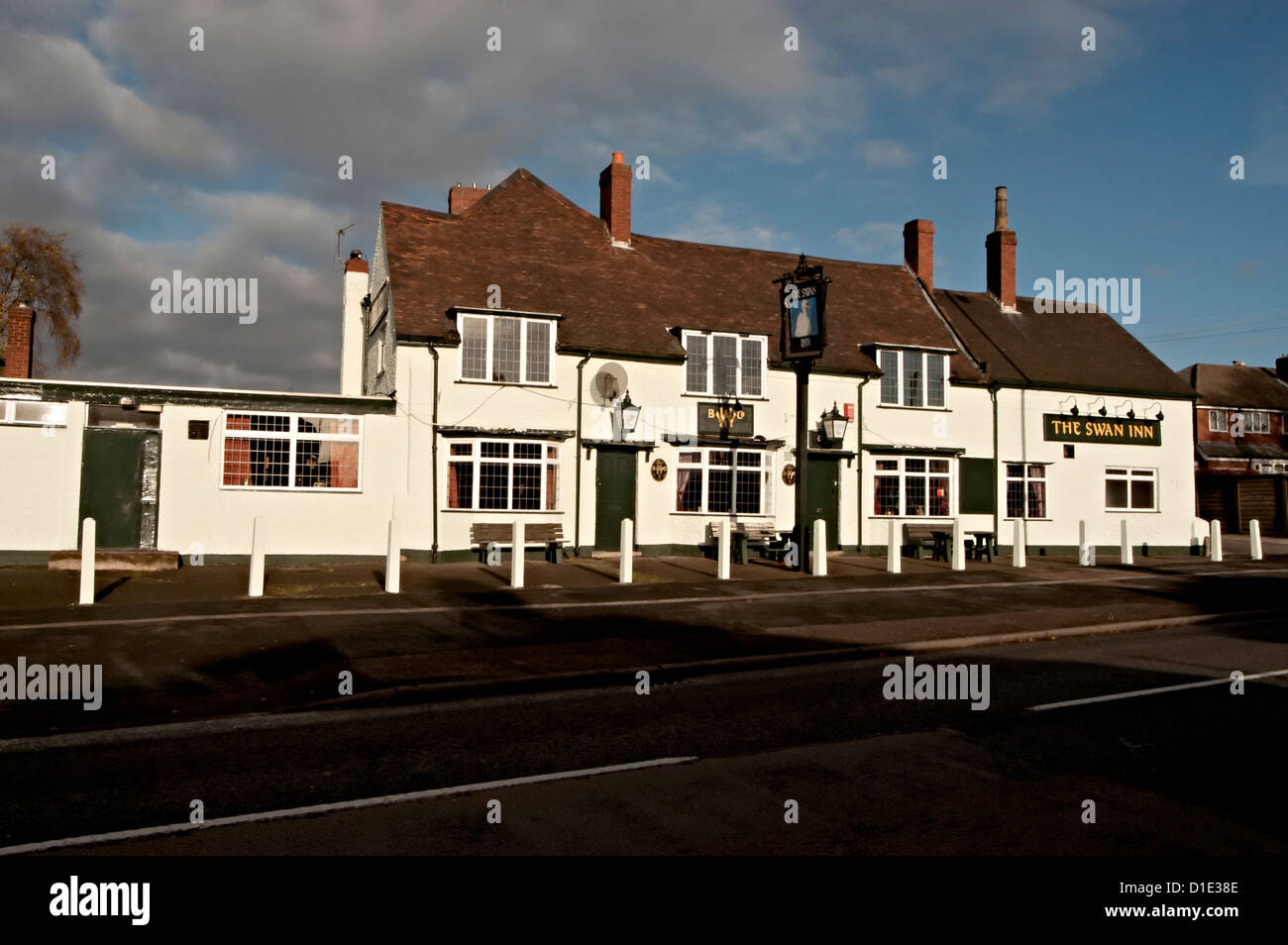 the swan inn accommodation, architecture, bar Stock Photo - Alamy