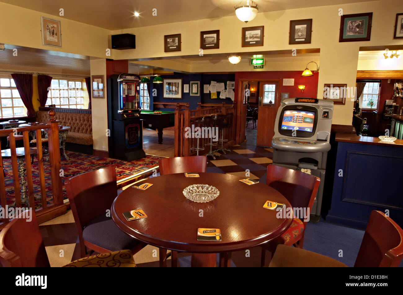 the holme hall pub interior Stock Photo - Alamy