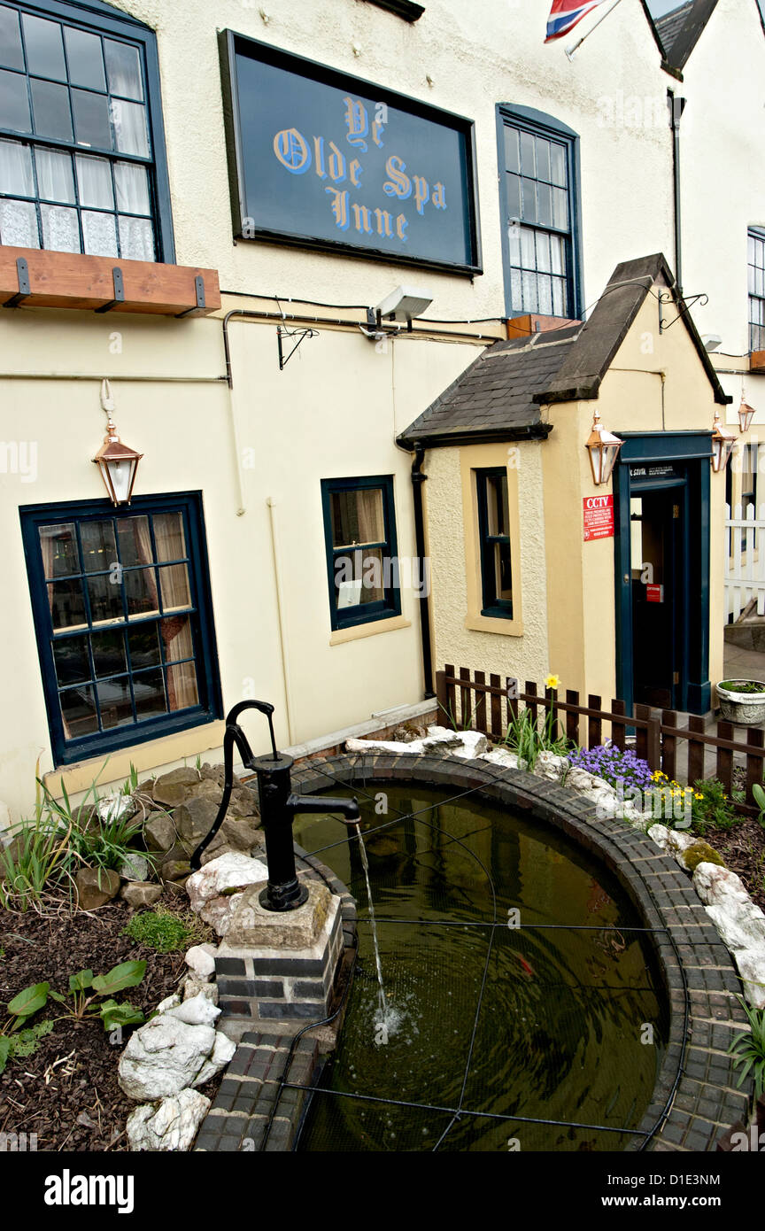The old space inn pub bar inn accommodation hi-res stock photography ...