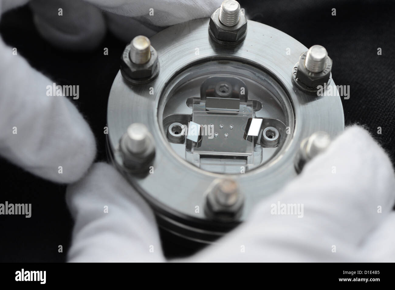 Less than tenth millimeter small asteroid particles Japanese Hayabusa ...