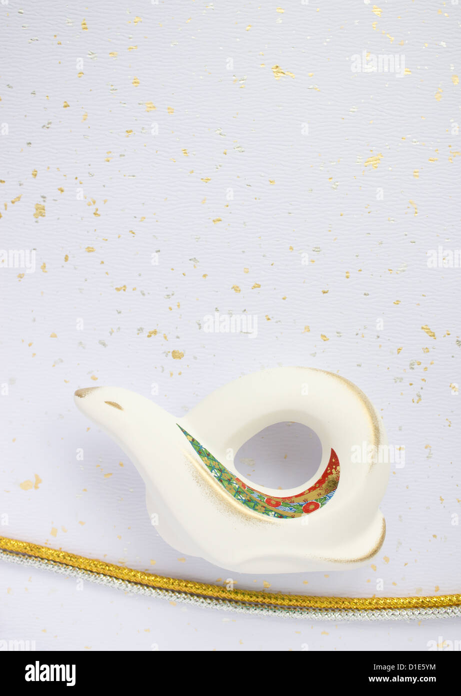 Silver color snake hi-res stock photography and images - Alamy