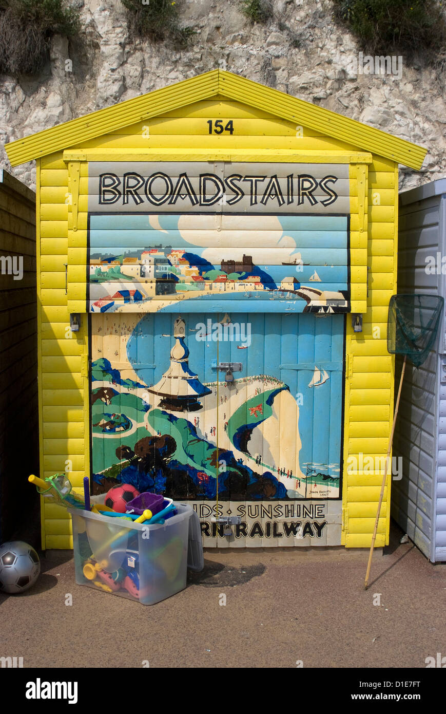 Beach huts, Stone Bay, Broadstairs, Kent, England, United Kingdom ...