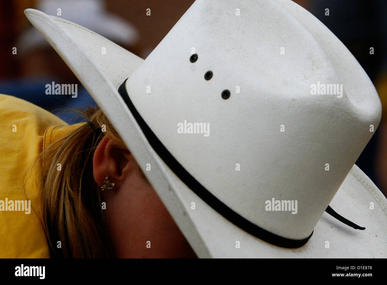 Young woman wearing riding hat hi-res stock photography and images - Alamy