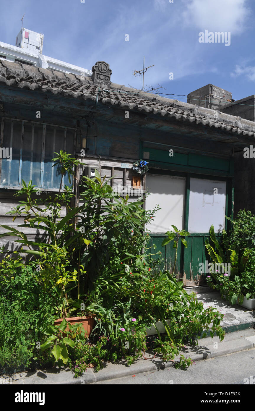 The Roof Of Traditional Okinawa Houses Stock Photos & The Roof Of ...