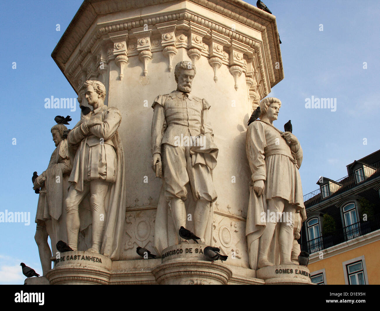 Details of column with the statues of national figures of Portugal ...
