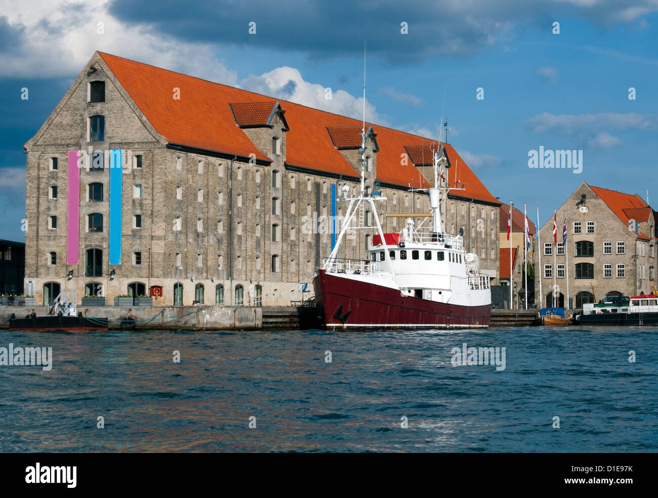Copenhagen building hi-res stock photography and images - Alamy