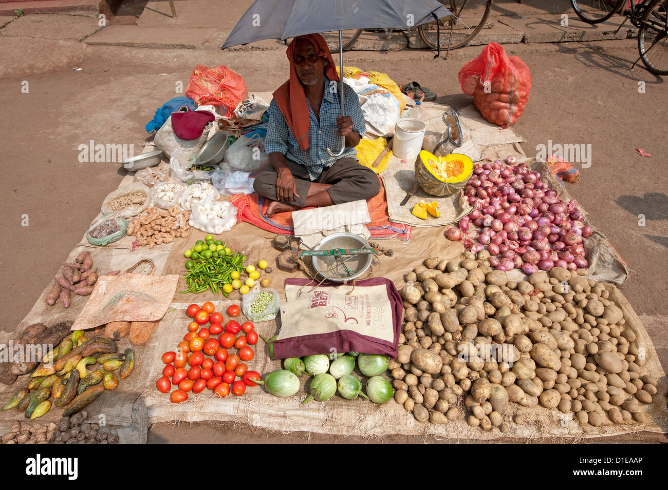 Vegetable seller hi-res stock photography and images - Alamy Vegetable seller hi-res stock photography and images - Alamy