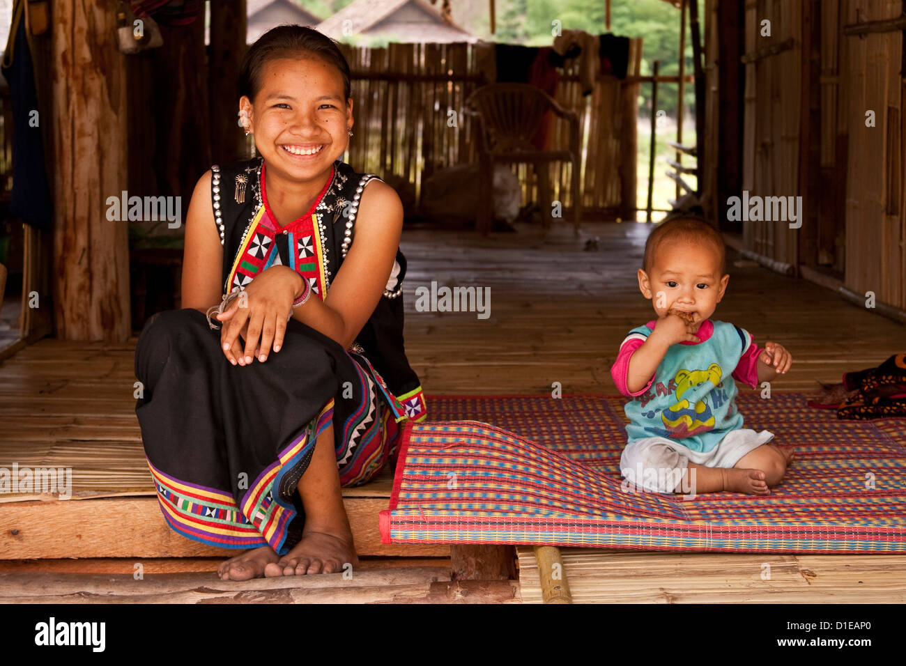 Lahu Hill Tribe Woman High Resolution Stock Photography and Images - Alamy