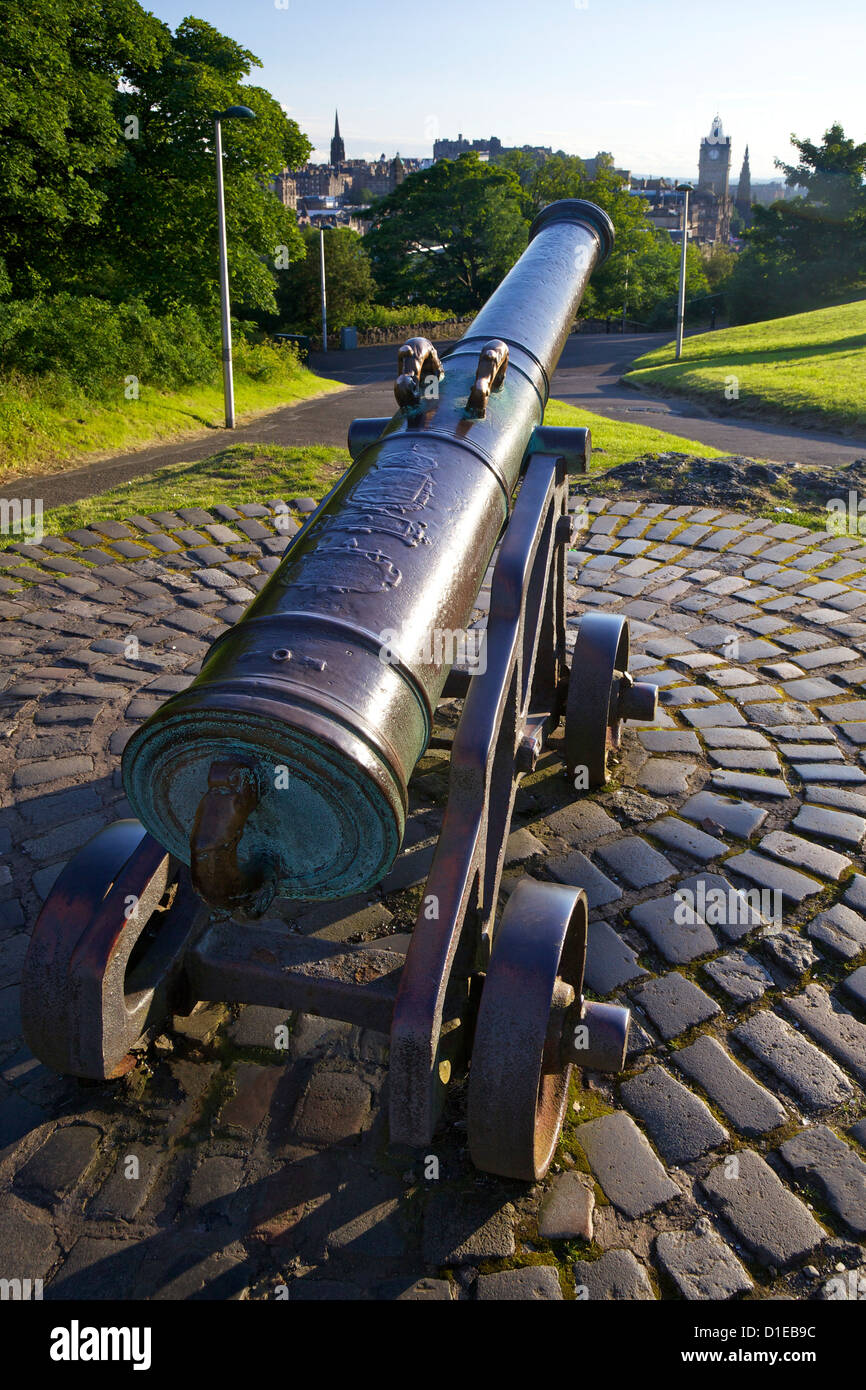 15th century cannon hi-res stock photography and images - Alamy