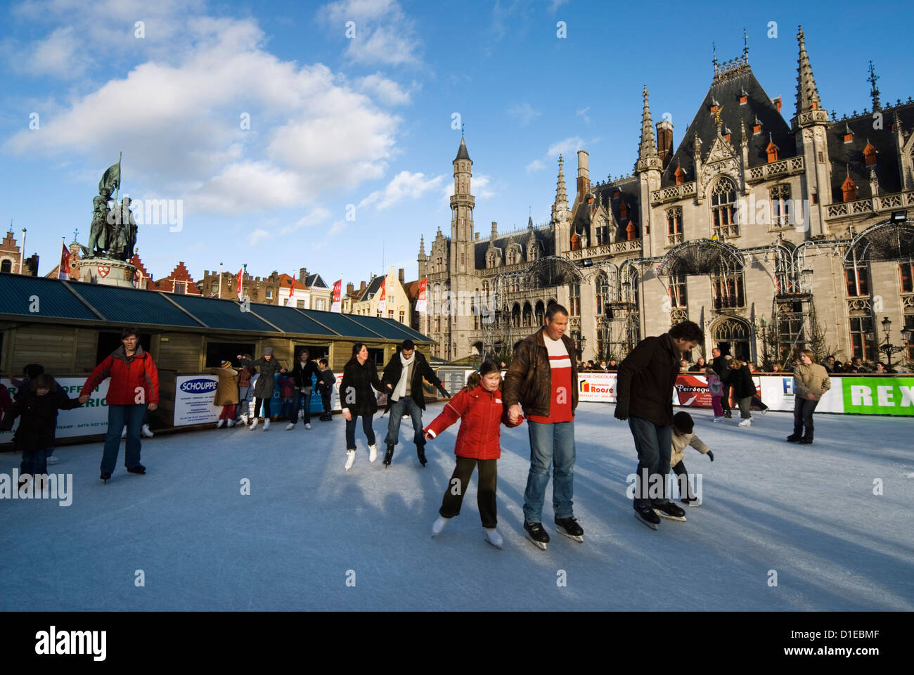 Bruges christmas ice skating hi-res stock photography and images - Alamy