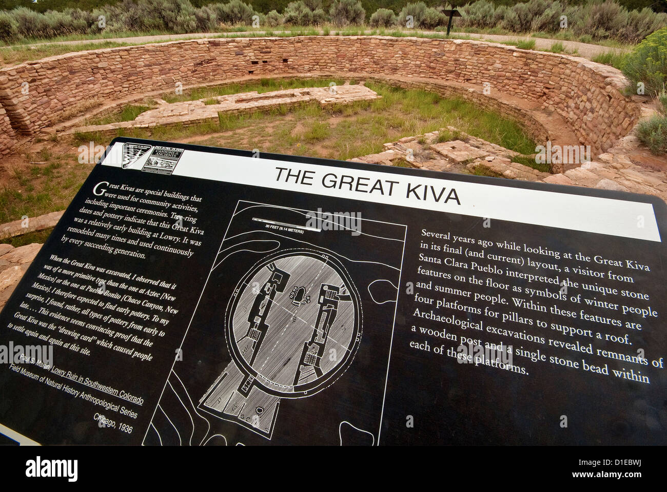 Pueblo indian kiva hi-res stock photography and images - Alamy