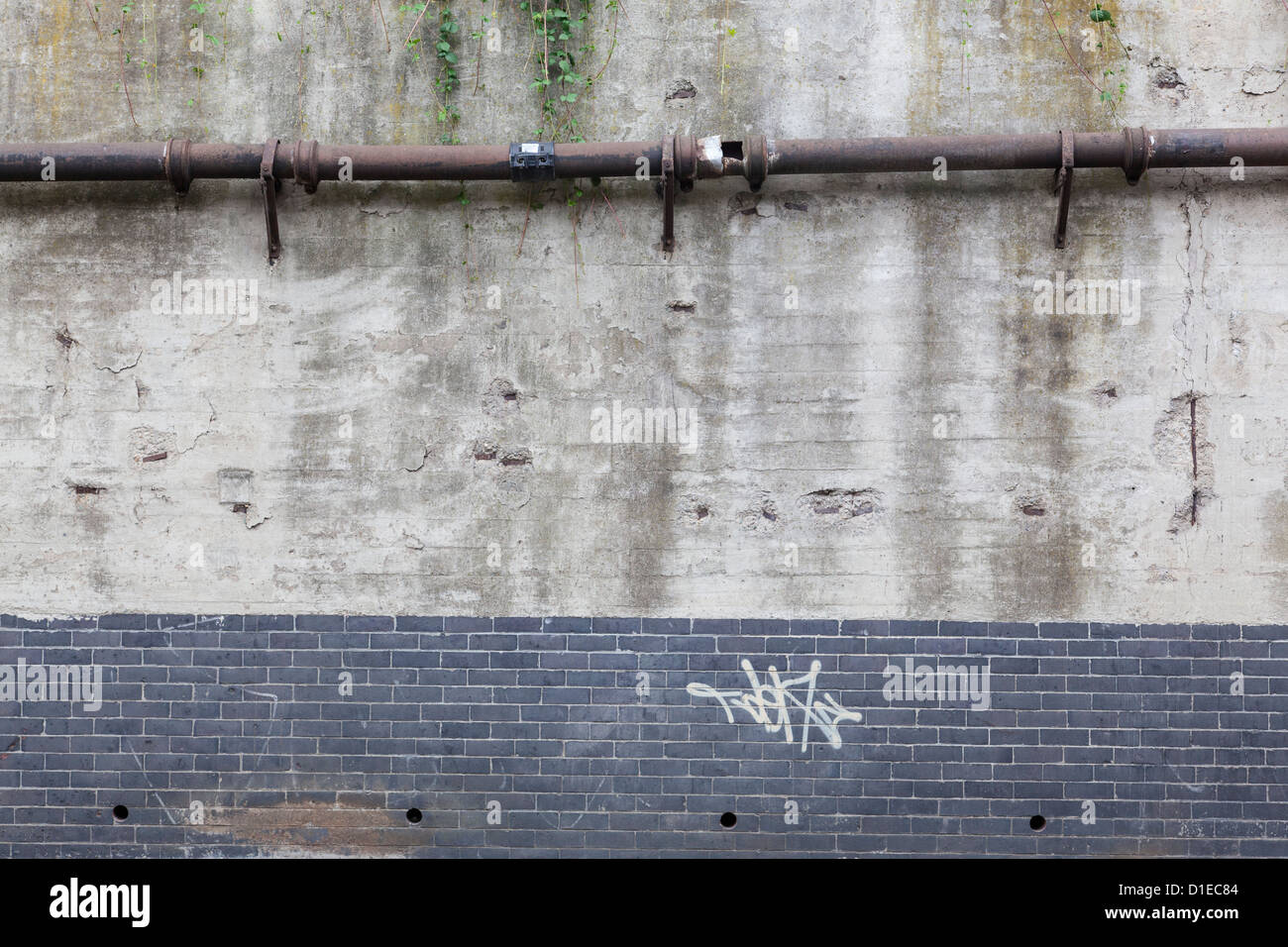Rusty broken pipes hi-res stock photography and images - Alamy