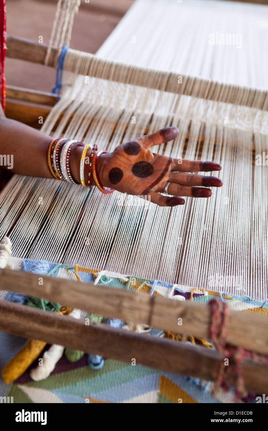 Handweaving hi-res stock photography and images - Alamy