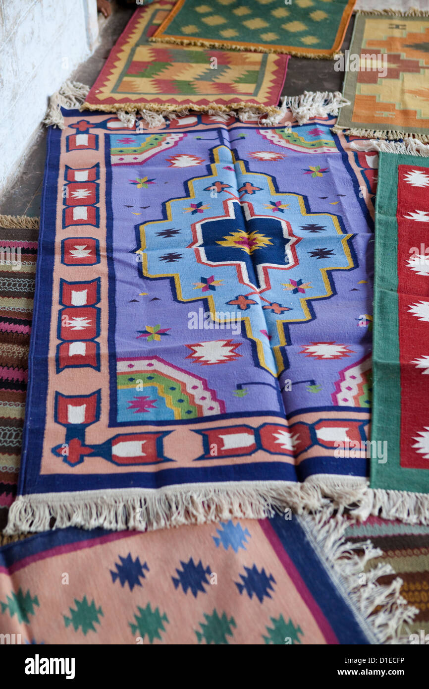 Handwoven rugs in a village co-operative in Rajasthan Stock Photo - Alamy