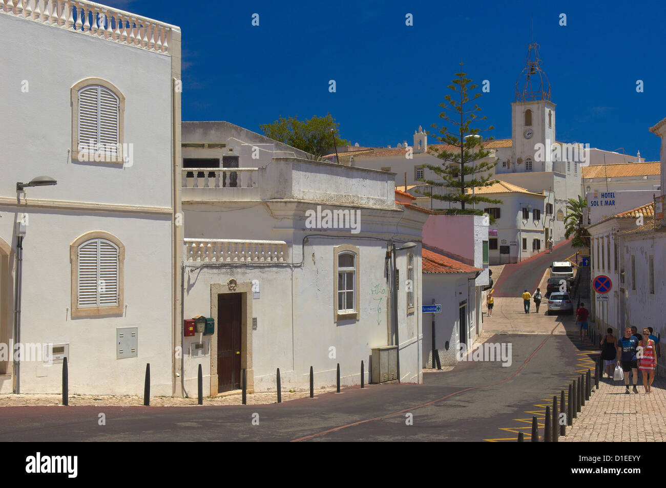 Albufeira old town hi-res stock photography and images - Alamy