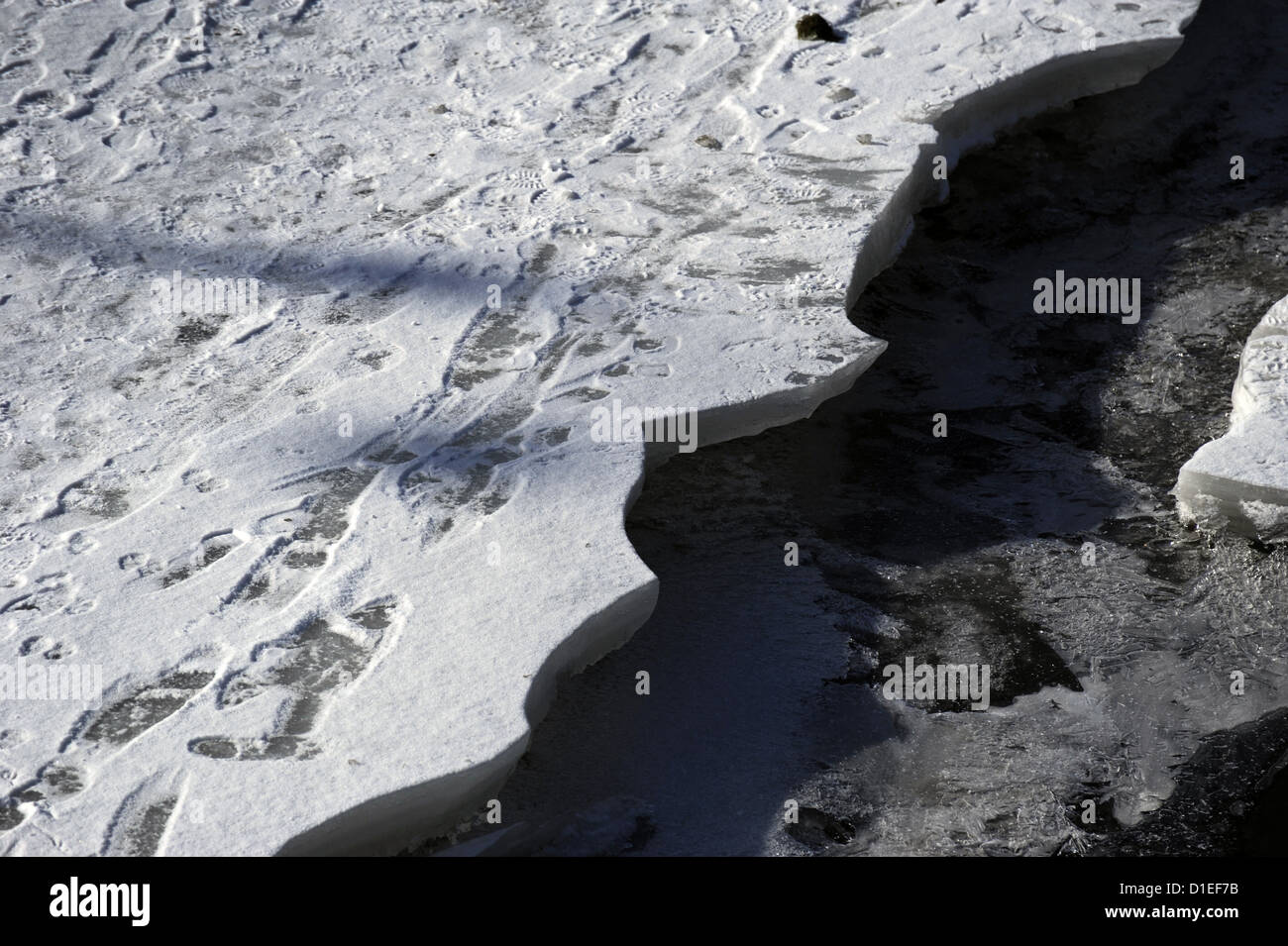 Lithuania. Vilnius. Frozen waters of the Neris river Stock Photo - Alamy