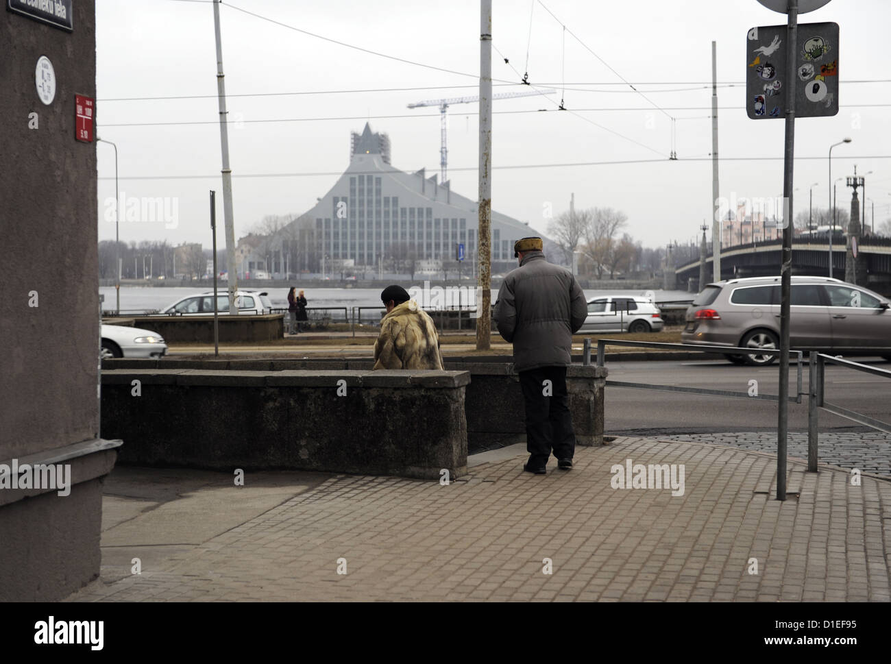 Car underpass hi-res stock photography and images - Alamy