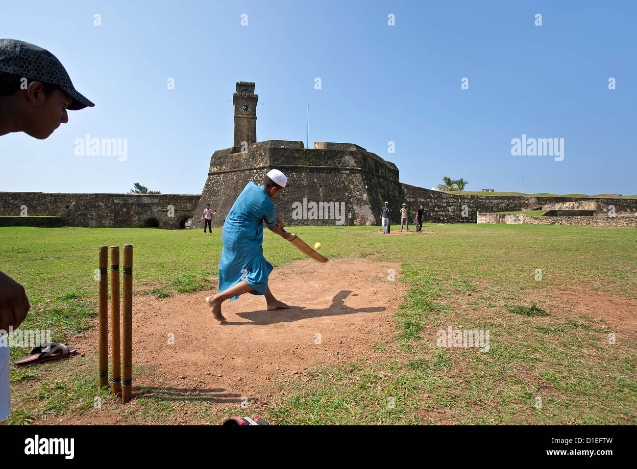 Boys playing cricket. Galle. Sri Lanka Stock Photo - Alamy