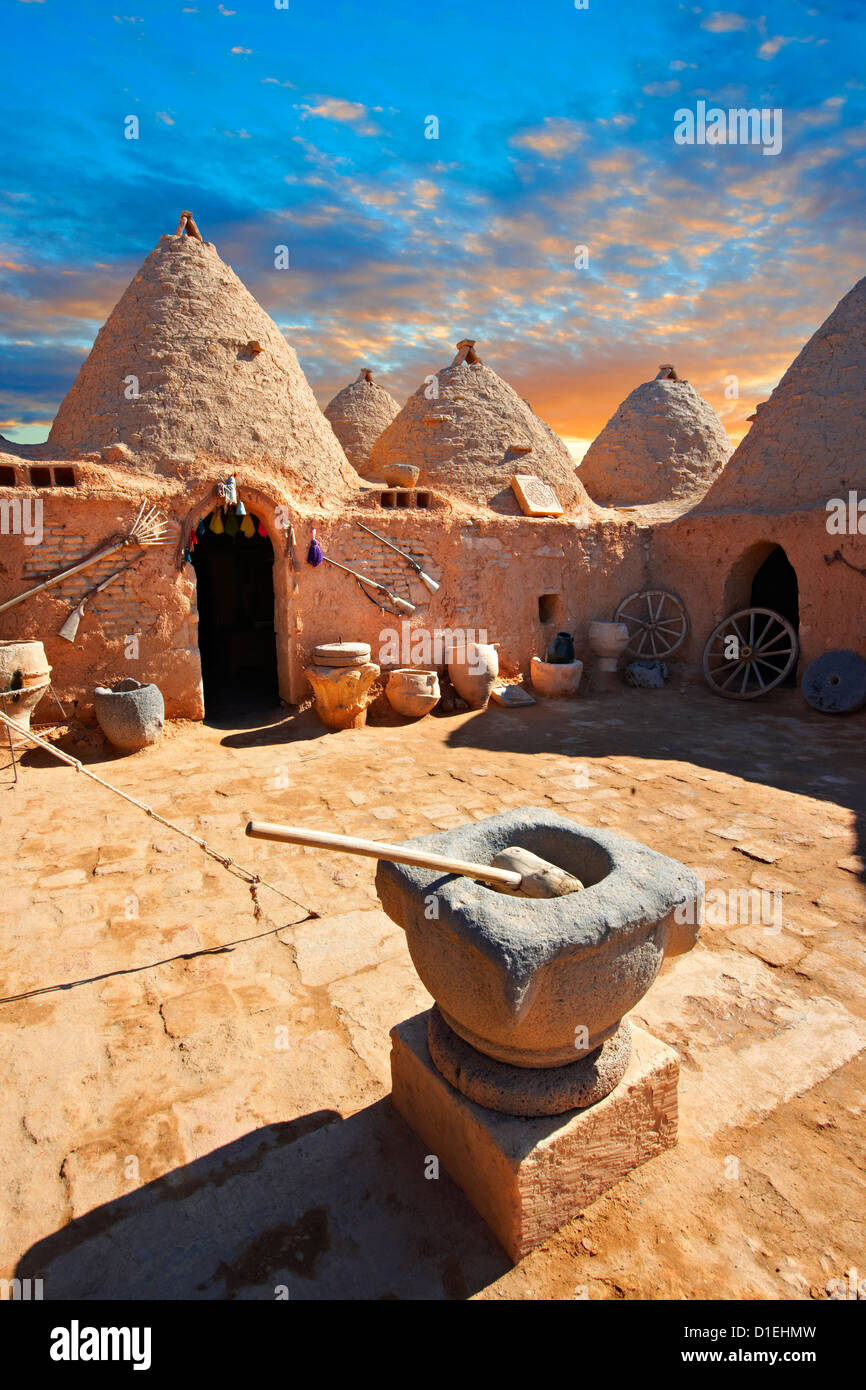 Conical hi-res stock photography and images - Alamy